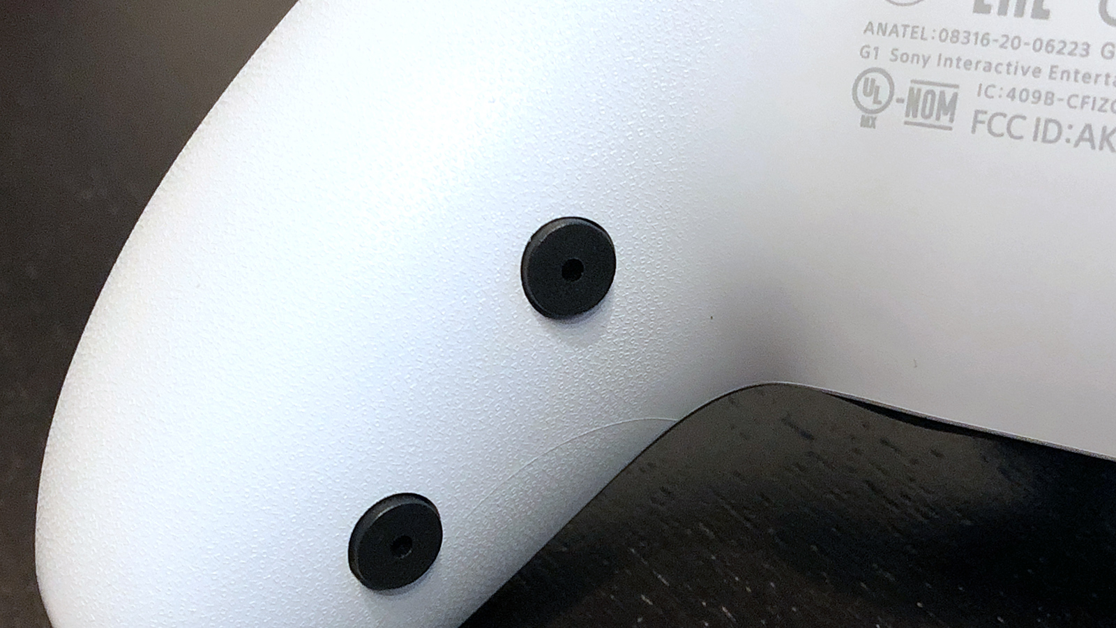 Evil Controllers カスタムPS5デュアルセンスコントローラー レビュー | まいにちゲーム